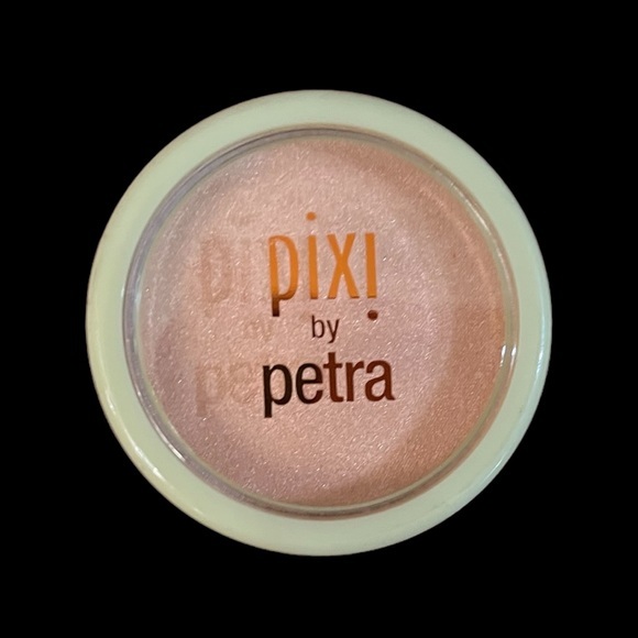 Pixi | Makeup | Pixi By Petra Glowy Powder Creamy Gold New | Poshmark